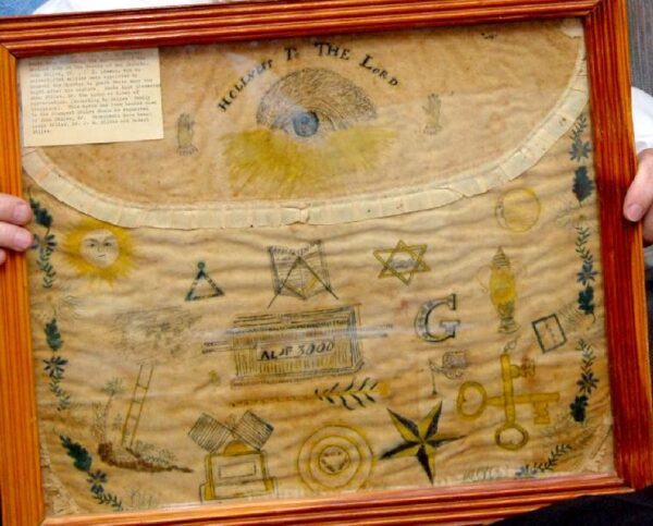 Santa Anna's Apron - Gray Masonic Lodge No. 329